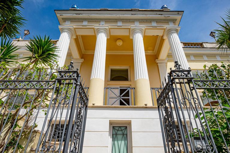 Property for sale in Italy, villa for sale Italy Sotheby's Realty