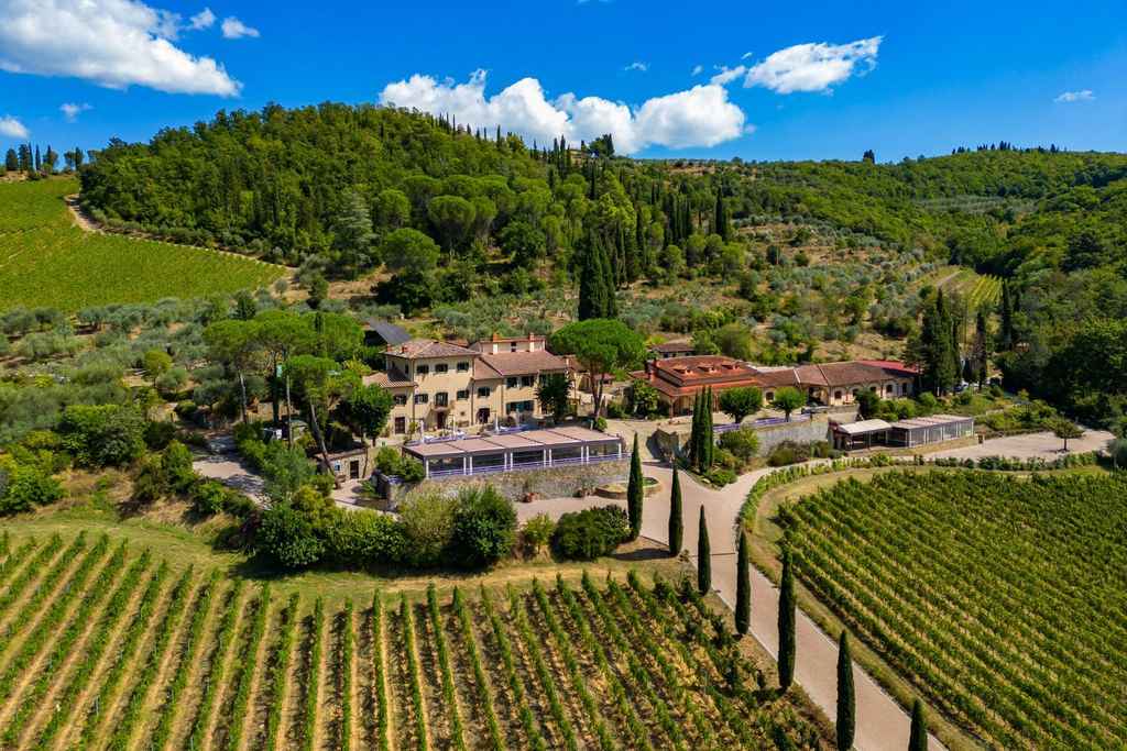 Wine estate with SPA and restaurant facilities | Estate For sale Arezzo ...