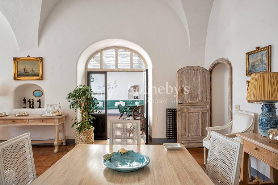 A massive estate in the heart of Capri | Villa For sale Capri | Sotheby ...