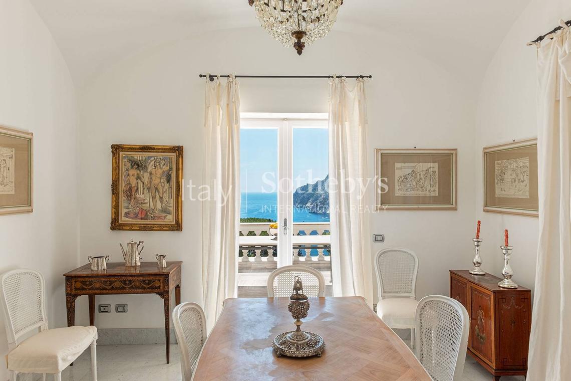 Monumental historic estate in the heart of Capri | Villa sothebys.for ...