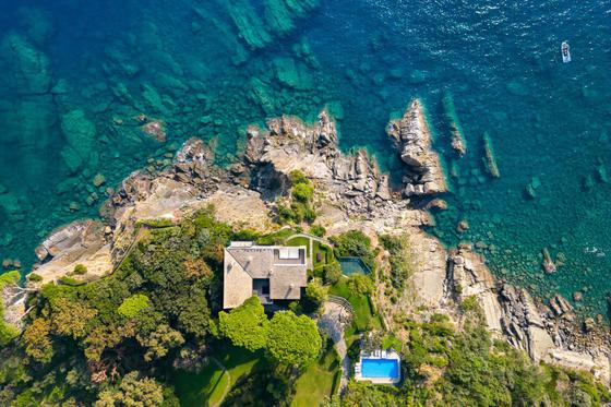 Italian Seaside Villas for sale, Waterfront Homes | Italy Sotheby’s