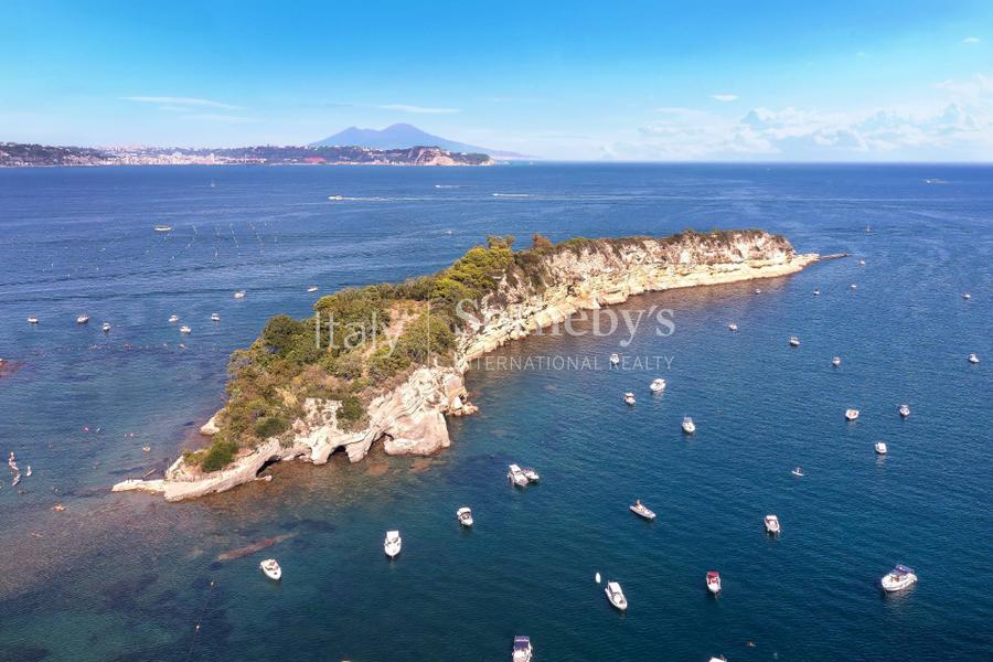 Punta Pennata Island | Estate For sale Bacoli | Sotheby’s Realty Italy