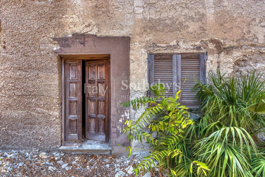 Punta Pennata Island | Estate For sale Bacoli | Sotheby’s Realty Italy