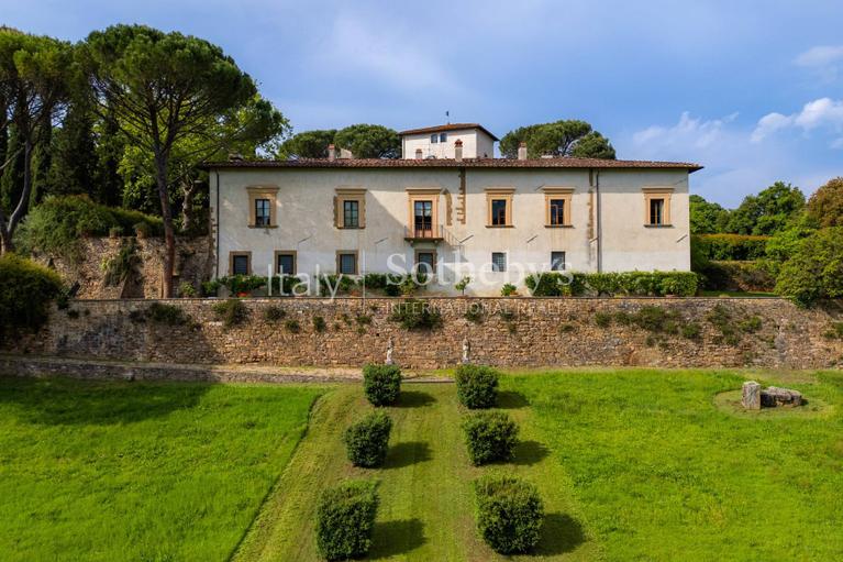 Florence Villas and Luxury Homes for sale, Italy Sotheby's Realty